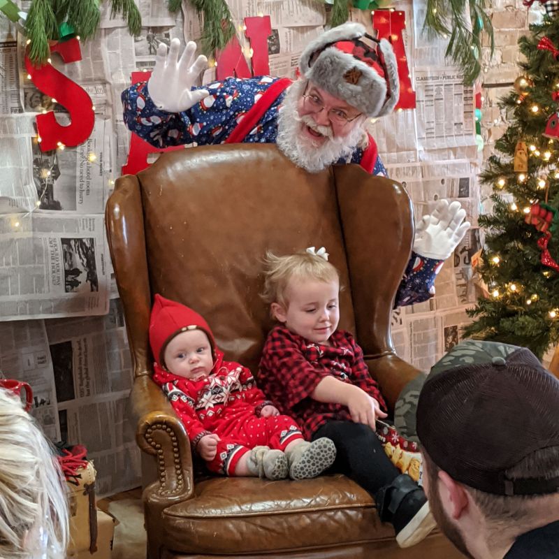 Best Santa Claus & Holiday Entertainment | A Touch of Magic