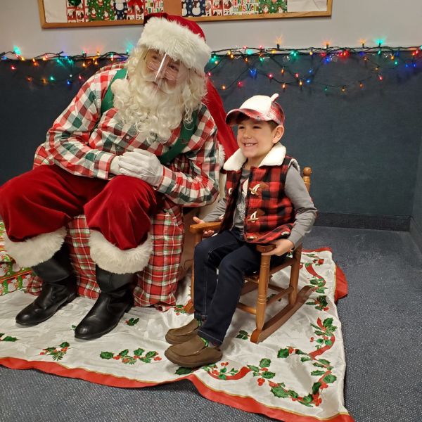 Best Santa Claus & Holiday Entertainment | A Touch of Magic